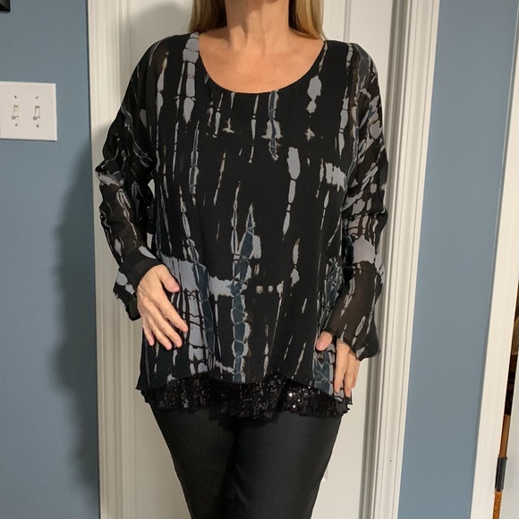 Tribal | Tops | Tribal Large Black And Gray With Sequin Bottom Lined ...